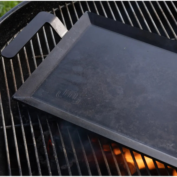 Carbon Steel Griddle - Moss & Embers Home Decorum